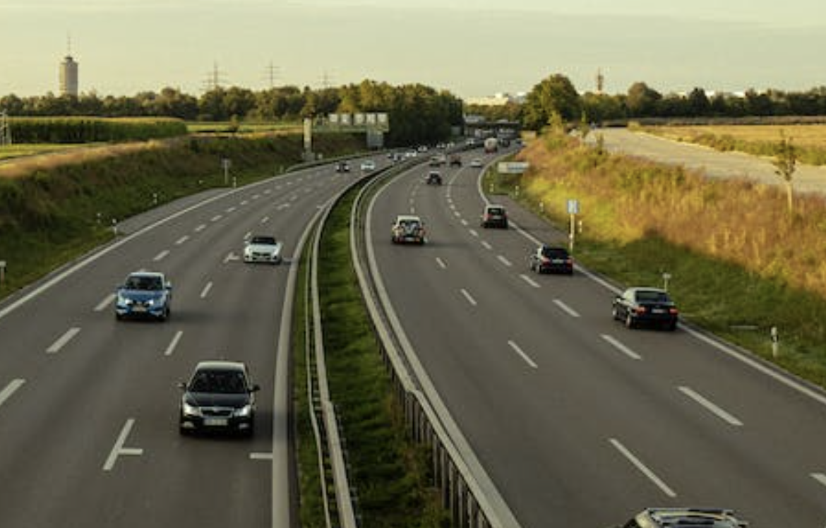 Cek Tarif Tol Lampung Gerbang Masuk Terbanggi Besar 2024 - Varia Katadata.co.id