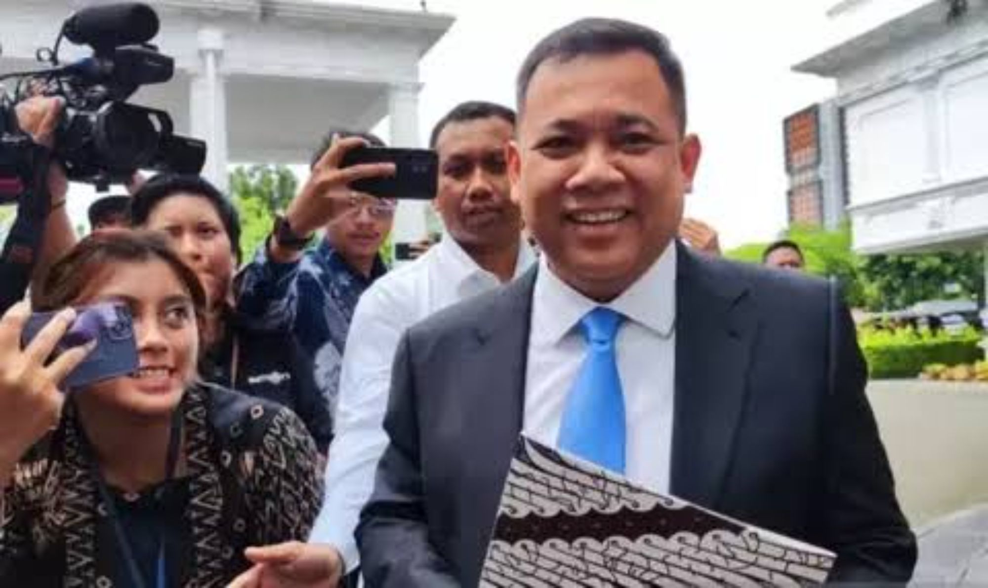 Saham Haji Isam Apa saja? Beberapa Saham Miliknya ini Naik Signifikan ...