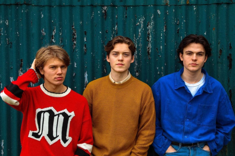 8 Fakta New Hope Club, Grup Band Penyanyi Lagu Know Me Too Well - Hits Katadata.co.id