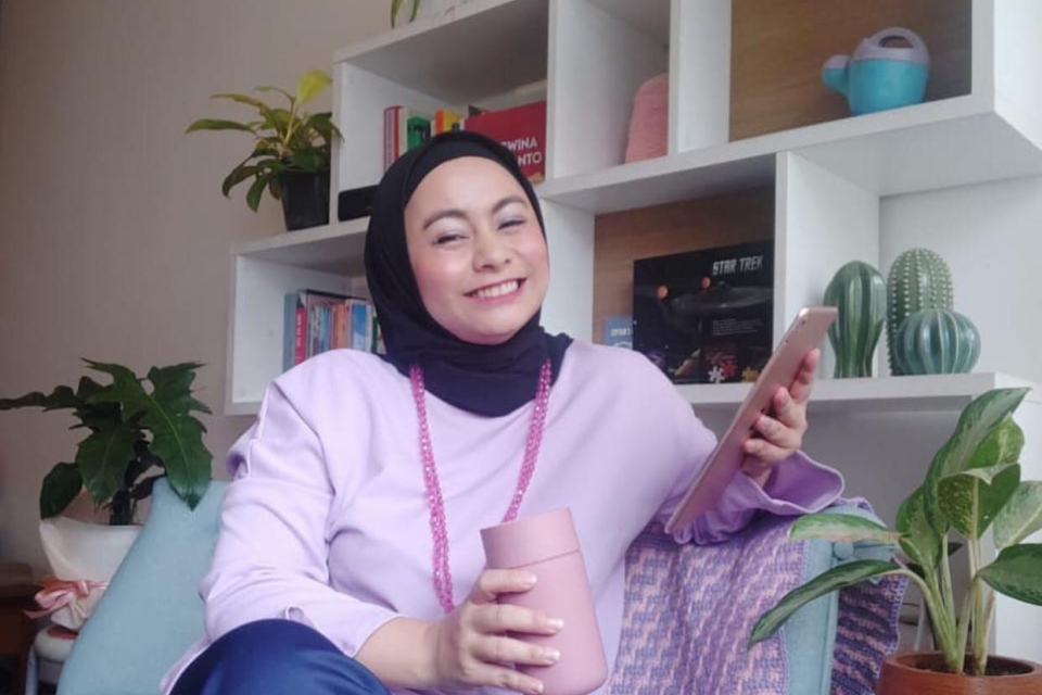 Polemik Usia 40 Harus Punya Rumah, Ligwina Hananto Tuai Protes - Hits ...