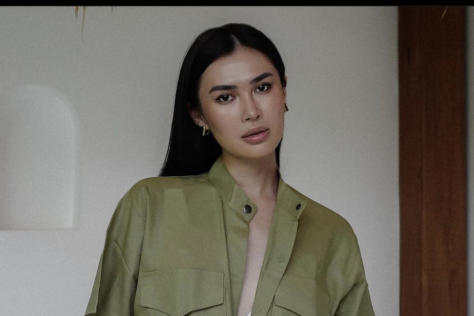 Profil dan Biodata Michelle Halim, Viral Dituding Body Shaming - Hits ...