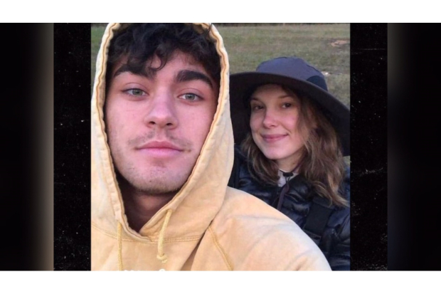 Hunter Ecimovic, Artis TikTok Ngaku Pacar Millie Bobby Brown - Hits ...