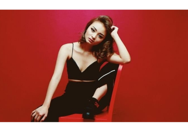 Profil dan Biodata Revina VT: Agama, Pacar sampai Kontroversi - Hits ...