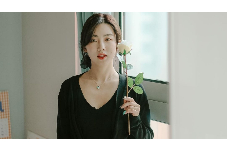 Profil dan Biodata Han Yoo Ra: Agama, Umur hingga Sekolah di Bali ...