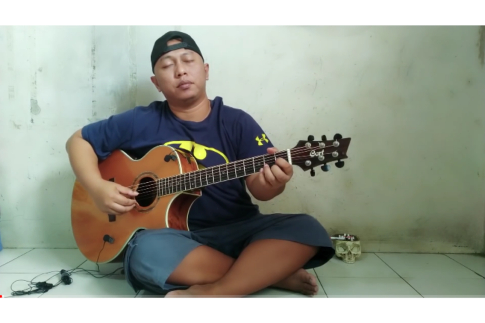 8 Fakta dan Biodata Alip Ba Ta, Raup Rp8,8 Miliar dari YouTube - Hits Katadata.co.id