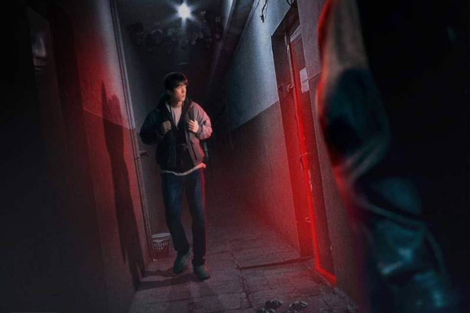 Sinopsis Film The Grotesque Mansion, Uji Nyali di Apartemen Horor ...