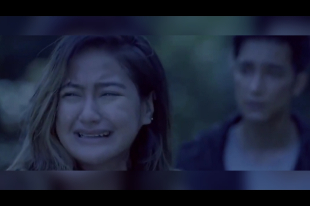 Fakta dan Sinopsis Aku Lupa Aku Luka, Junior Roberts Alami Hal Mistis - Film Katadata.co.id