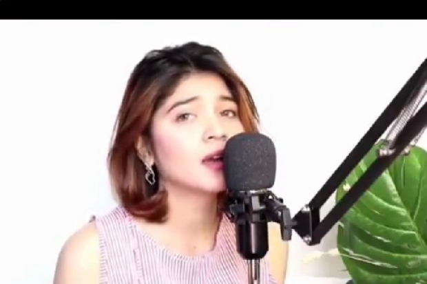 Profil dan Biodata Melsy Delsini: Agama, Umur, Pacar hingga Karier ...