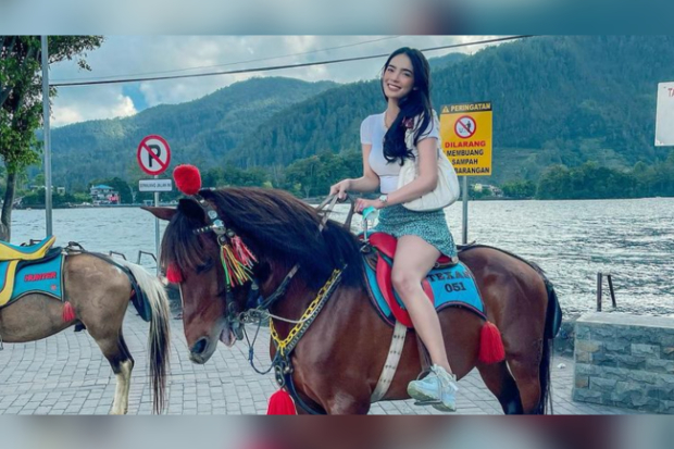 Profil dan Biodata Malida Dinda Utami, Rara di Sinetron IPA & IPS - Hits Katadata.co.id