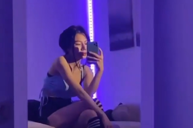 Profil dan Biodata Vey Ruby Jane: Agama, Pacar, Usia, TikTok - Hits Katadata.co.id