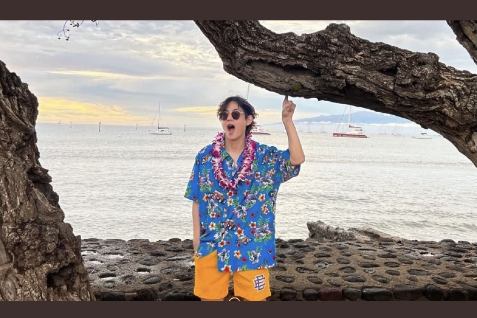 Ini Lirik Lagu Solo V BTS, Dirilis di Instagram Pulang Liburan - Korea ...