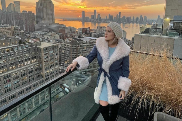 Cara Stephanie Matto Jualan Kentut, Laku Nyaris Rp1 Miliar - Lifestyle ...