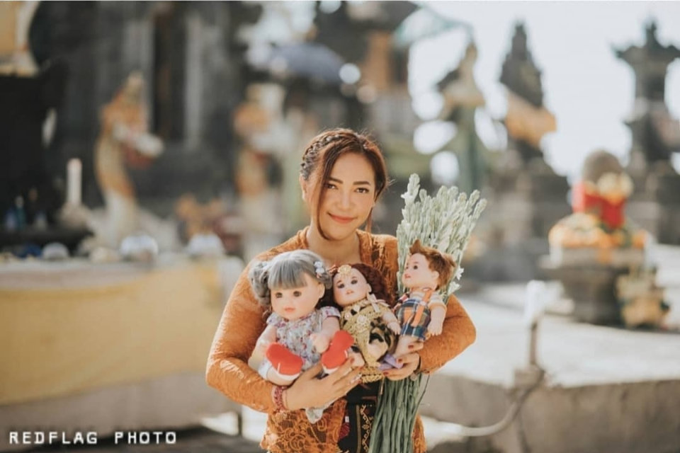 Profil dan Biodata Furi Harun: Agama, Suami, Gaji, Koleksi Spirit Doll ...