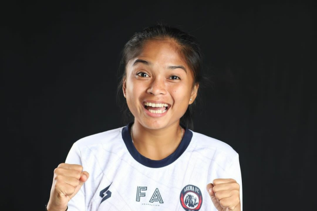 Profil dan Biodata Ade Mustikiana, Main di Timnas Putri hingga Bayern - Hits Katadata.co.id