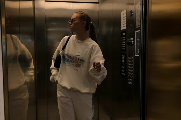 10 Potret Luiza Rozova, Model Diduga Anak Rahasia Vladimir Putin - Hits ...