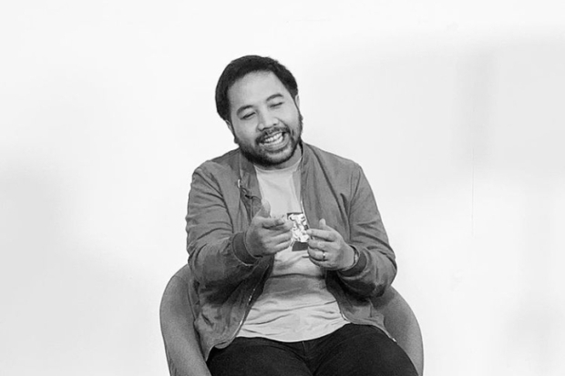 Profil dan Biodata Adriano Qalbi: Karier, Film, Dijuluki Bapak Podcast - Hits Katadata.co.id