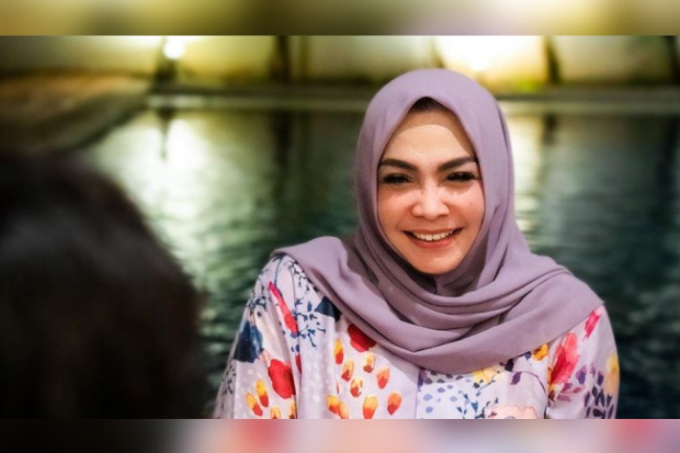 Profil dan Biodata Rieta Amilia: Nama Asli, Karier, Bisnis, Cerai ...