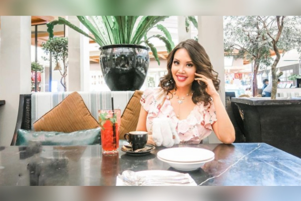 8 Fakta Chef Vindy Lee, Viral Makan Nasi Padang Pakai Table Manner ...