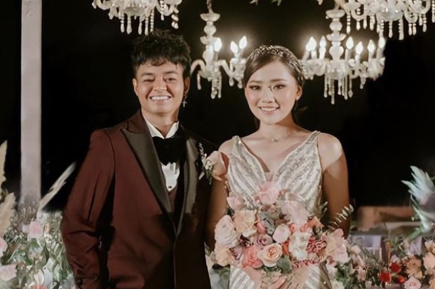 Profil dan Biodata Reza Arap: Agama, Istri, Karier, Isu Cerai, Akun IG - Hits Katadata.co.id