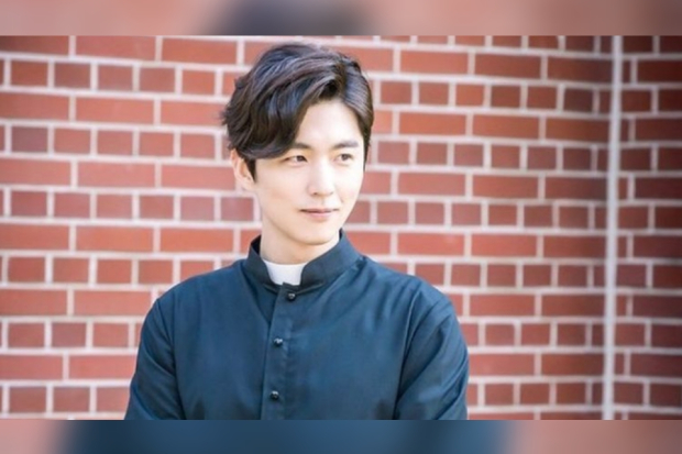 8 Fakta Shin Dong Wook, Aktor Woori The Virgin Sepupu Kibum eks SuJu - Korea Katadata.co.id