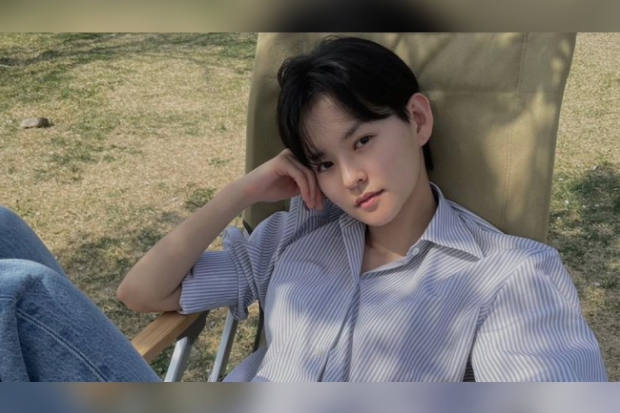 7 Fakta Kim Yoon Hye, Dulunya Model Cilik untuk Majalah Vogue - Korea ...