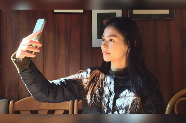 7 Fakta Kim Yoon Hye, Dulunya Model Cilik untuk Majalah Vogue - Korea ...