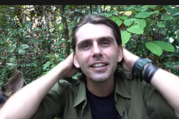 5 Sumber Penghasilan Chanee Kalaweit dari Konservasi Alam - Hits ...