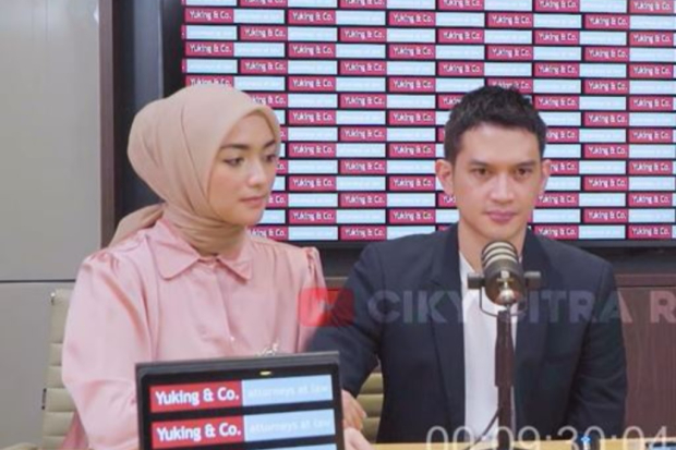 4 Pernyataan Citra Kirana Soal Masa Lalu Rezky Aditya dan Wenny Ariani - Hits Katadata.co.id