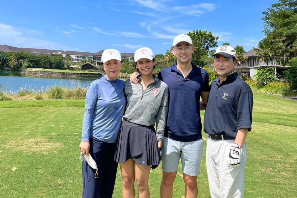 Jesse Choi Ungkap Sikap Maudy Ayunda ke Mertua - Hits Katadata.co.id