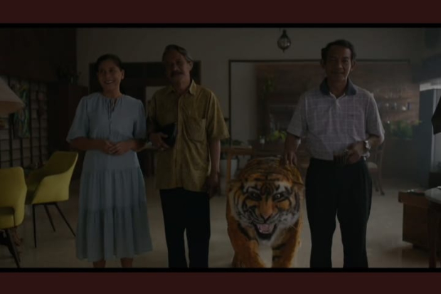 5 Fakta Film INANG Besutan Fajar Nugros, Debut di BIFAN 2022 - Film Katadata.co.id