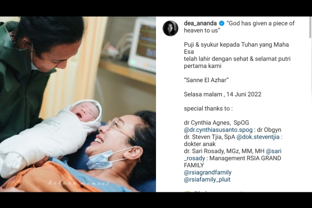 4 Fakta Dea Ananda Melahirkan Anak Pertama Setelah 12 Tahun Menanti ...
