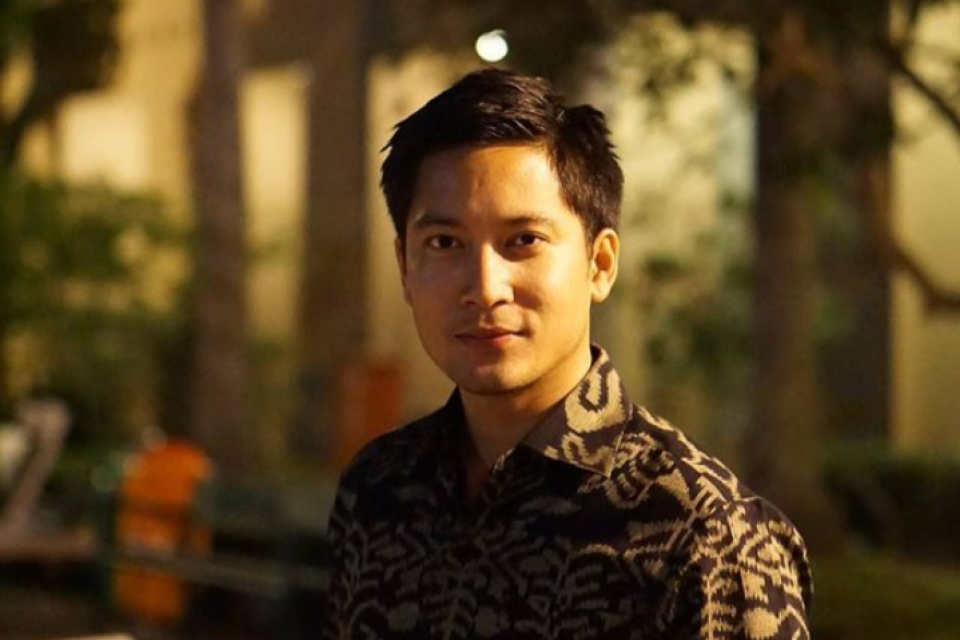Profil dan Biodata Detri Warmanto: Aktor Menantu Tjahjo Kumolo - Hits ...