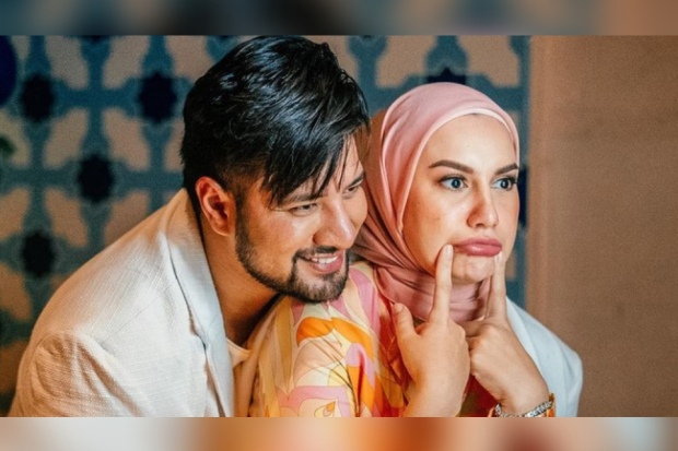 Kata Ammar Zoni Soal Kondisi Irish Bella dan Nama Anak Kedua - Hits Katadata.co.id