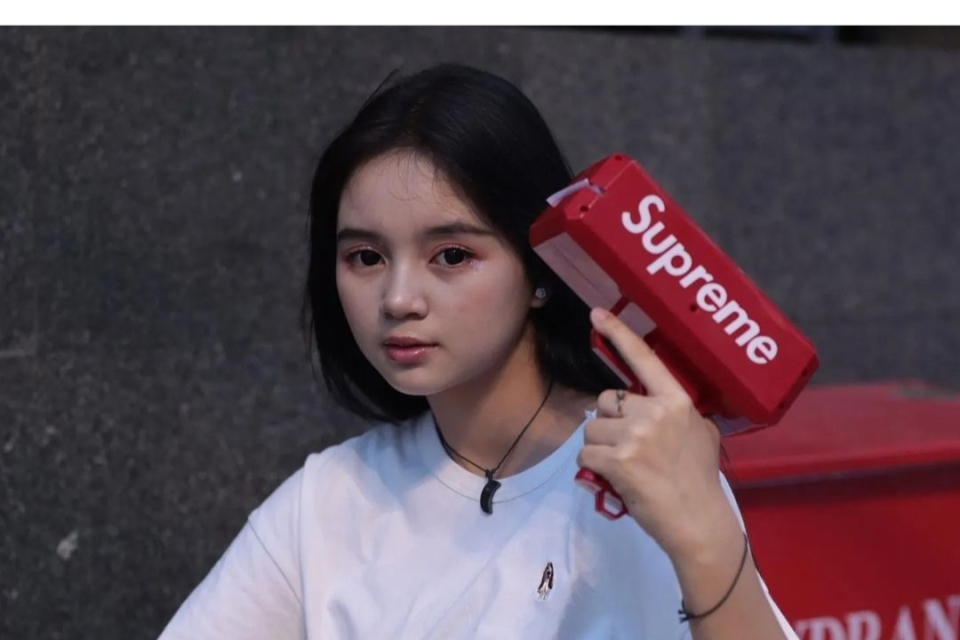 Profil dan Biodata Kienzy Myelin: Agama, Umur, Pacar, Kasus, TikTok - Hits Katadata.co.id