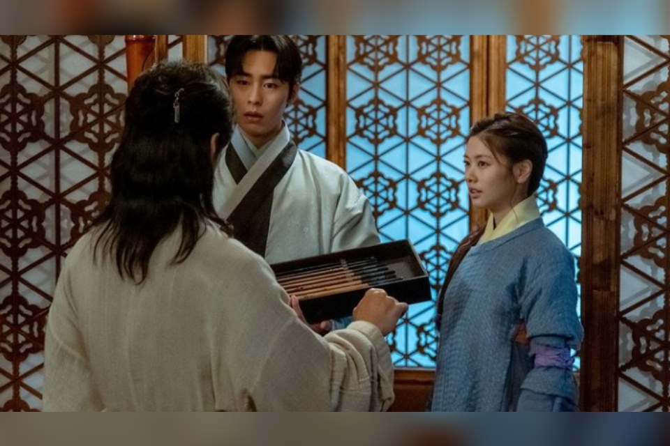 Nonton Alchemy of Souls Episode 13 Sub Indo, Naksu Ketahuan - Korea Katadata.co.id