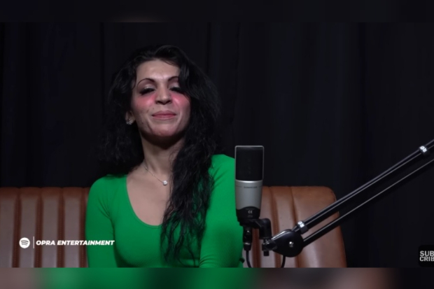 Profil dan Biodata Jill Shine, Penjual Gorden yang Viral di TikTok - Hits Katadata.co.id