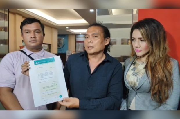 Feni Rose Dilaporkan ke Polisi Atas Kasus Dugaan Pencemaran Nama Baik - Hits Katadata.co.id