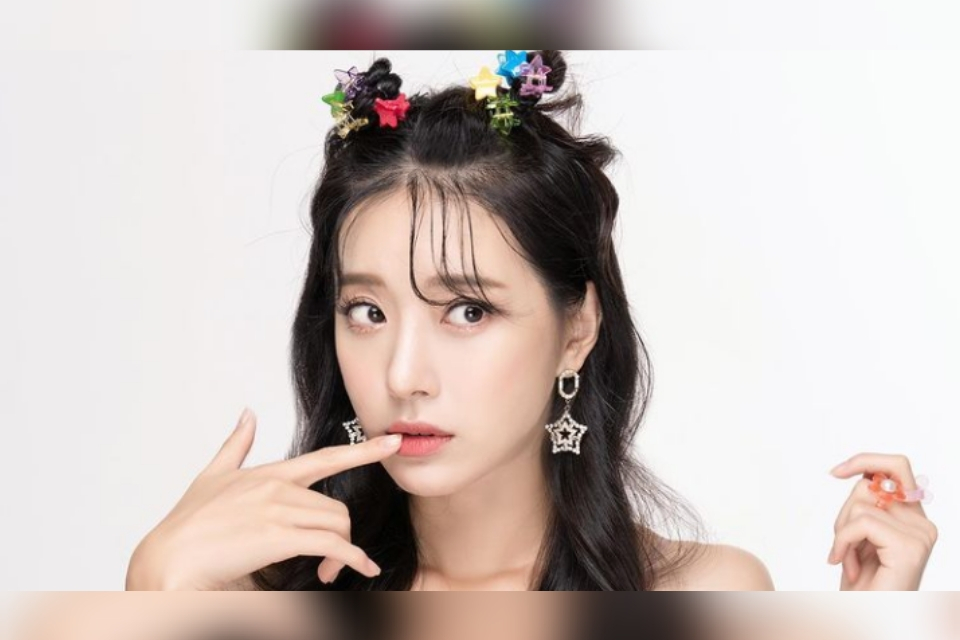 7 Fakta Song Min Kyung, Idol Berusia 35 Tahun Debut di Grup YaYaYa - Korea Katadata.co.id