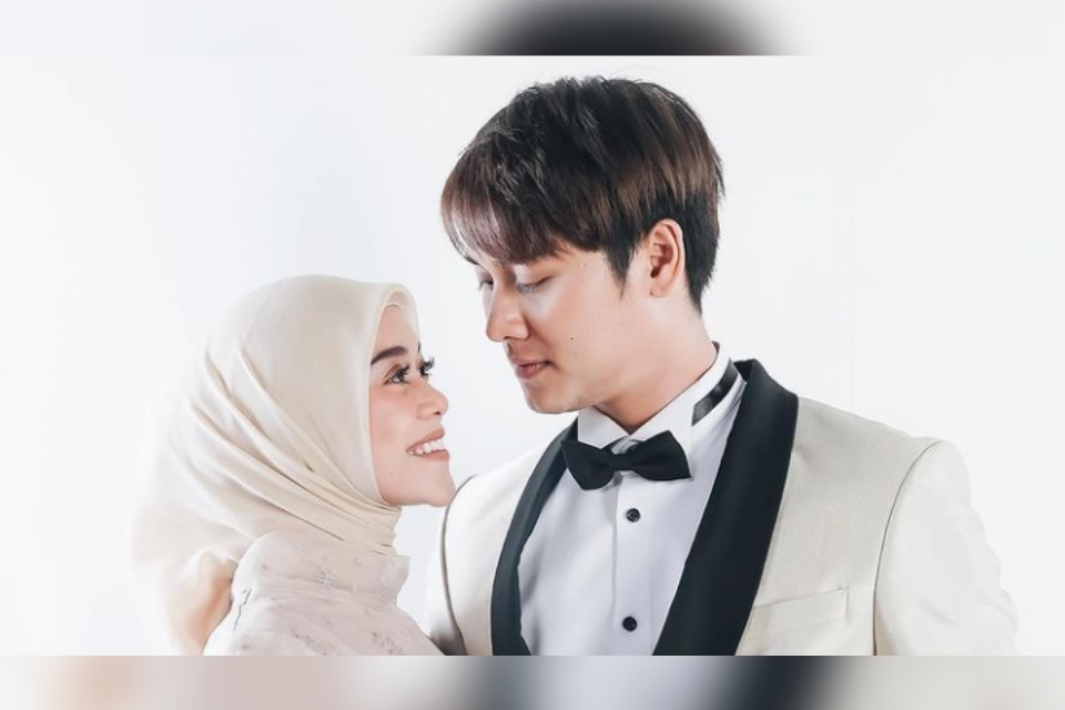 Rizky Billar Tak Cuma Sekali KDRT, Lesti Pernah Dilempar Bola Biliar - Hits Katadata.co.id