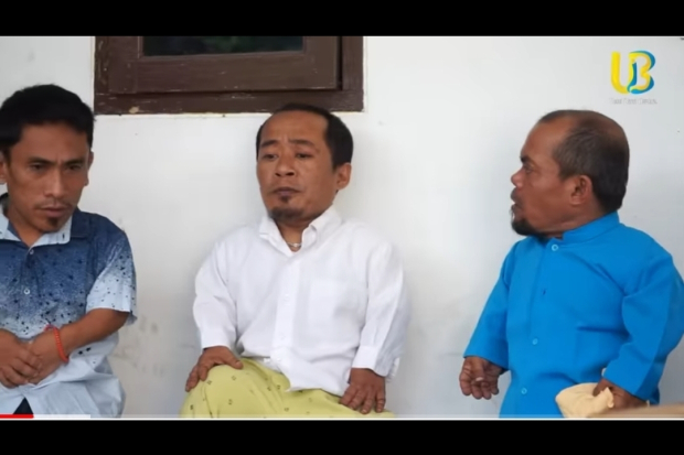 5 Momen Ucok Baba Jualan di Pinggir Jalan, Ngaku Job Syuting Sepi - Hits Katadata.co.id