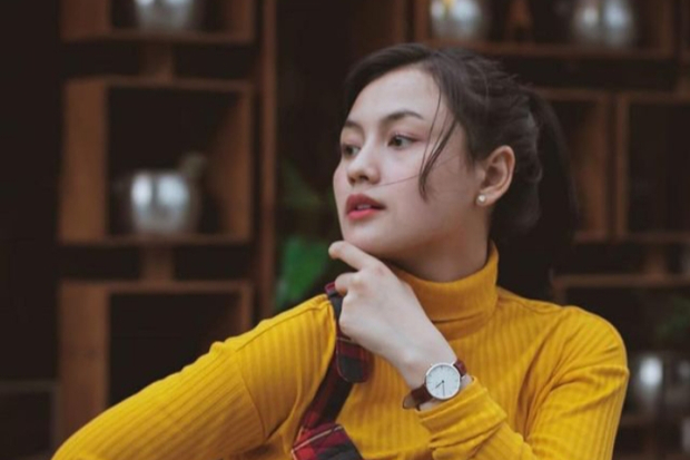 Profil dan Biodata Dini Hanipah: Agama, Umur, Pacar, Sinetron, IG - Hits Katadata.co.id