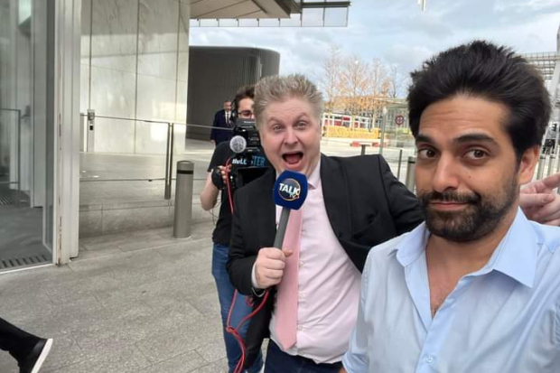 Profil dan Biodata Mahyar Tousi, YouTuber yang Hina Batik di KTT G20 ...