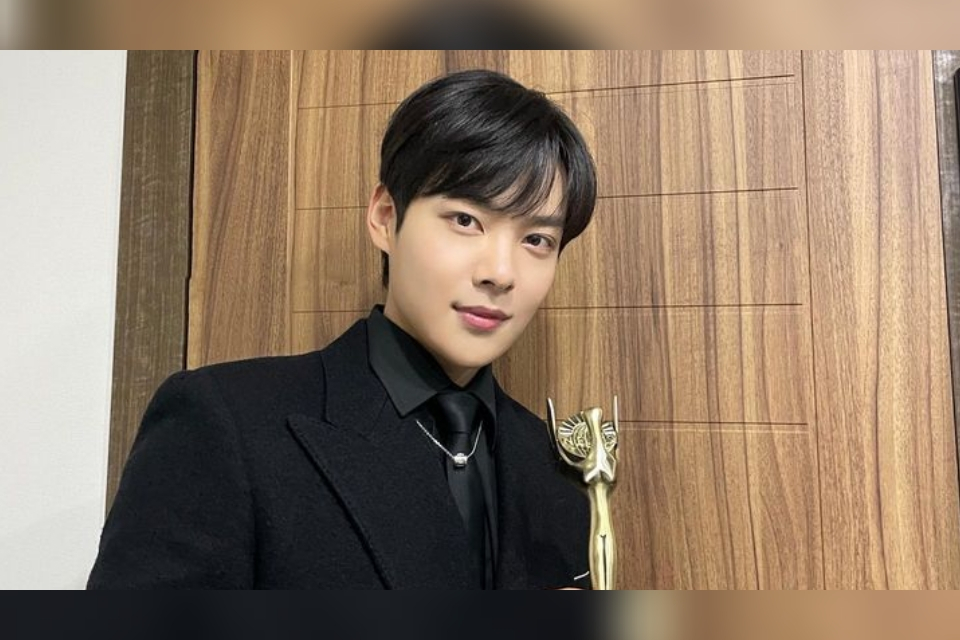 10 Fakta Kim Min Gi, Pangeran Bogeom di Under The Queen's Umbrella ...