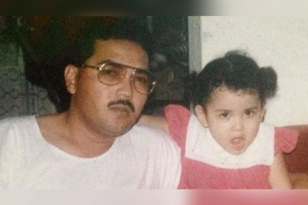 Profil dan Biodata Dinda Kanya Dewi: Agama, Pacar, Umur, Sinetron, IG - Hits Katadata.co.id