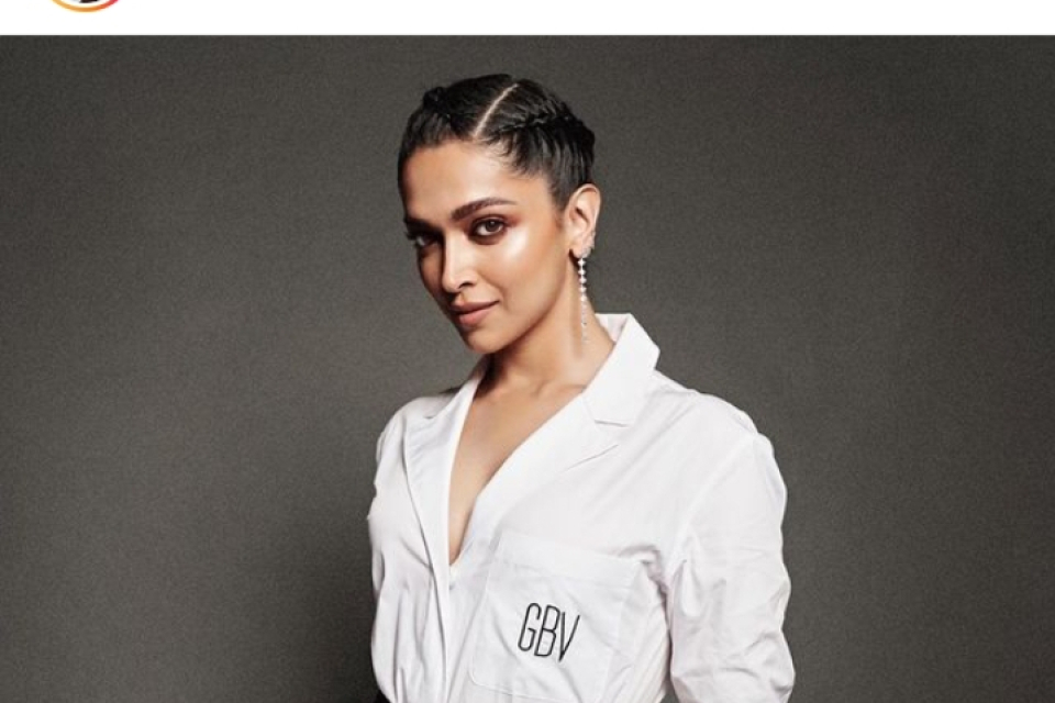 11 Fakta Deepika Padukone, Artis Bollywood Bawa Trofi Piala Dunia 2022 - Hits Katadata.co.id