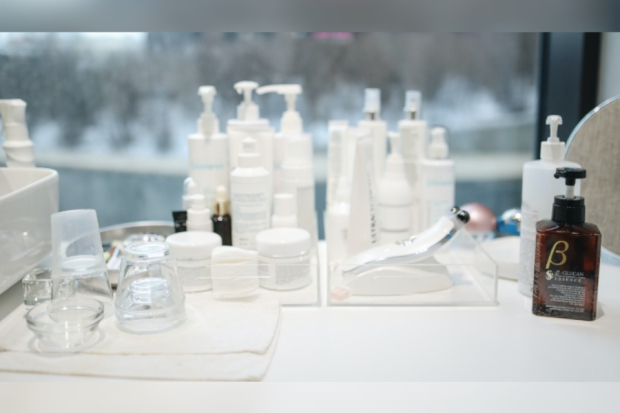 4 Manfaat Moisturizer untuk Wajah, Bikin Kulit Awet Muda - Lifestyle ...