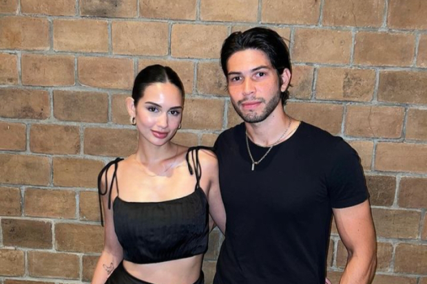 Profil dan Biodata Celeste Cortesi: Agama, Umur, Miss Filipina 2022 ...