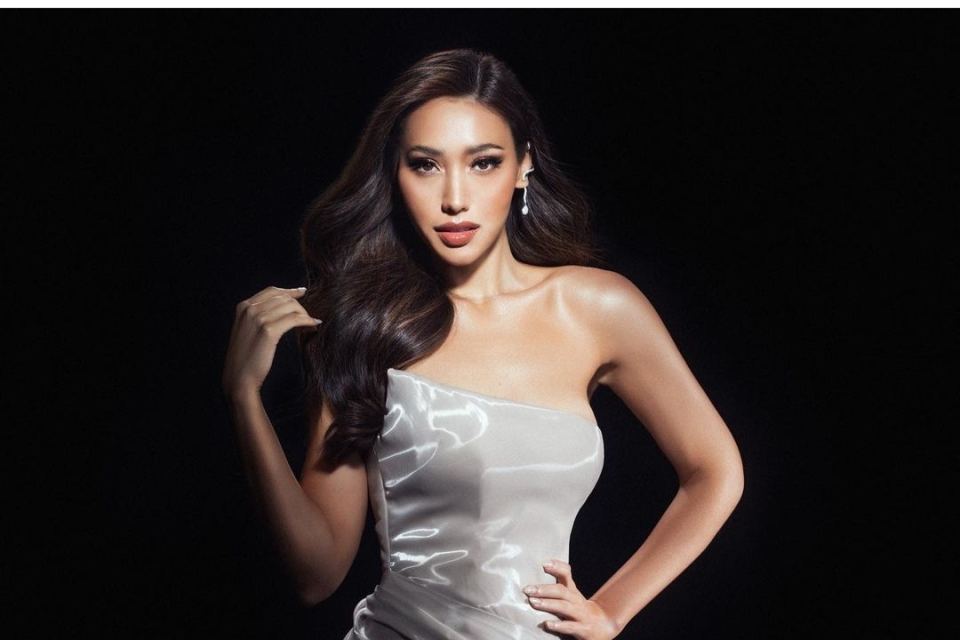 8 Pesona Laksmi De Neefe Suardana di Miss Universe 2022 - Hits Katadata ...