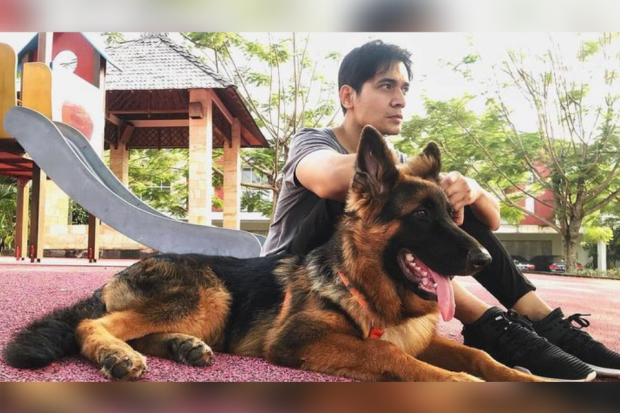 Profil dan Biodata Tyo Nugros: Agama, Umur, Pacar, eks Drummer Dewa 19 ...