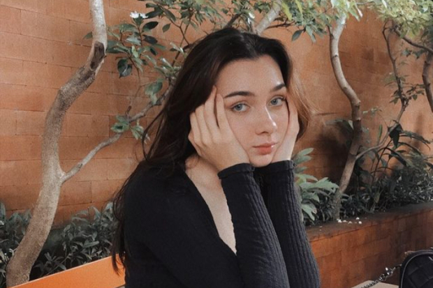 Profil dan Biodata Dosma Hazenbosch: Agama, Keturunan, Karier, Pacar ...